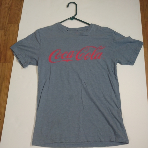 Coca Cola | Shirts | Cocacola Classic Cursive Logo Tshirt Mens S Adult ...